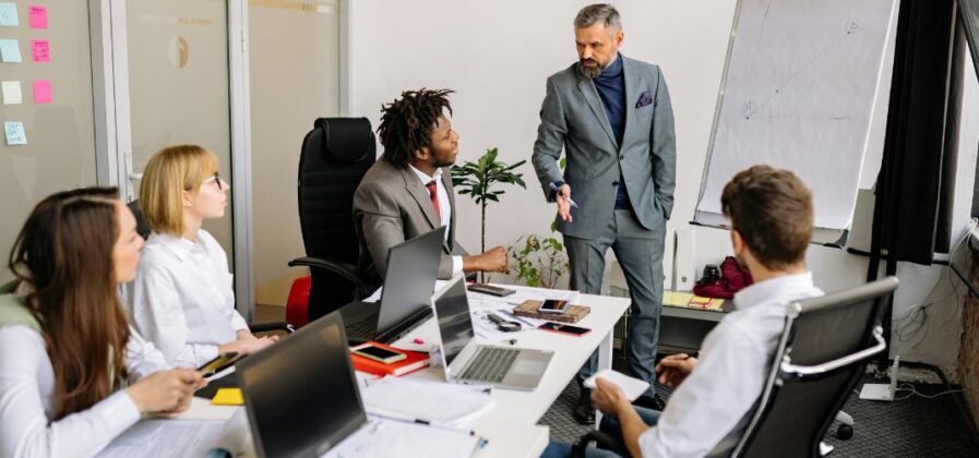 Cloud Titans in 2025 and Beyond: AWS vs Azure vs Google Cloud for Tech ...